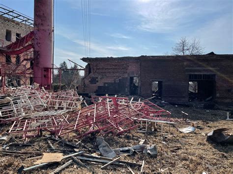 Наслідки ракетного обстрілу телевежі у Вінниці Фото Читайте на Ukr Net