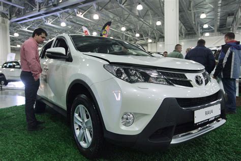 Эксперты назвали самые популярные в РФ японские кроссоверы и внедорожники