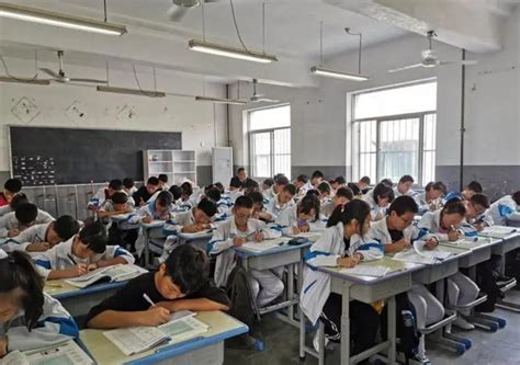 陕西实验高级中学图册 360百科