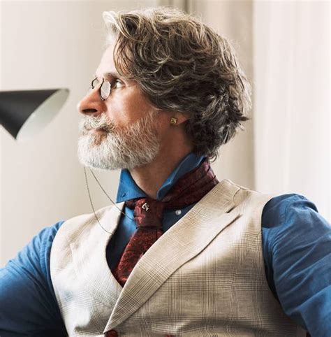 20 Incredible Feathered Hairstyles For Men To Try In 2024