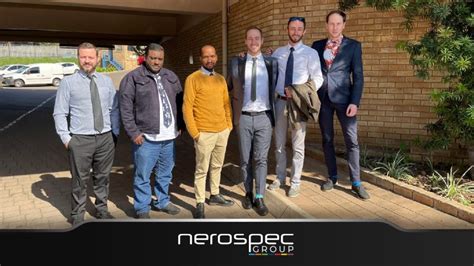 Redcarpet Smart Fridaydress Nerospec Group