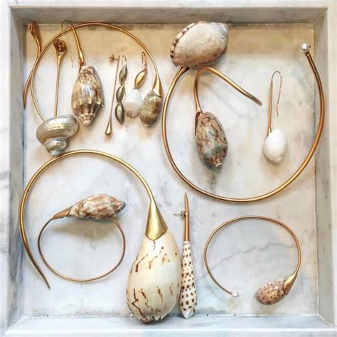 Pin By Adrian Garcia 🤠 On Tloa Magazine Seashell Jewelry Jewelry