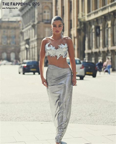 Noa Kirel Nude And Sexy Singer Photos Fappeningtime