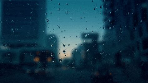 Falling Raindrops 