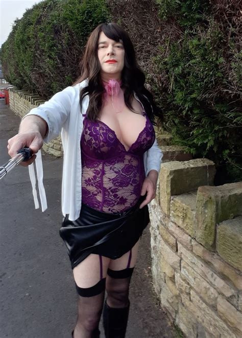 Crossdresser Outdoors Pics XHamster