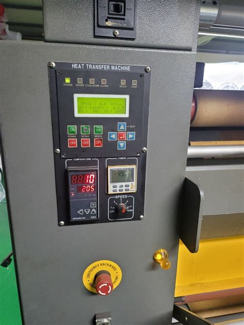 국산 최상급 롤 전사 프레스 소개합니다 전사 롤프레스는 이미지나 그래픽을 이용한 항목에 전송하는 인쇄및 장식분야에서 널리 사용되는 기술입 최신기계마스크원부자재정보