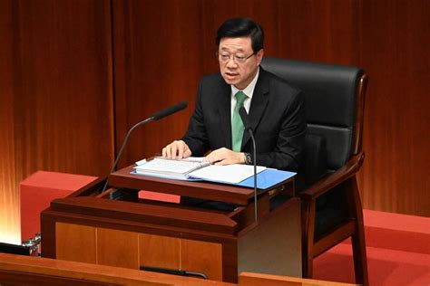 《施政報告》港府落實資本投資者入境計劃 在港投資3000萬元或以上合資格者可申請來港
