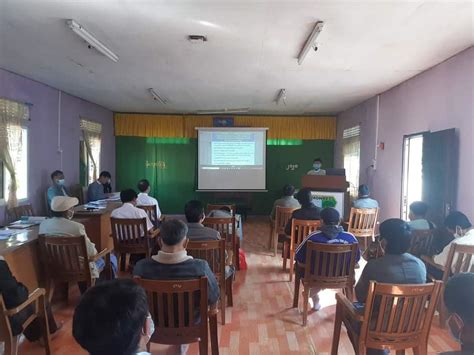 မိုးကုတ်မြို့တွင် အသေးစားကျောက်မျက်ရတနာတူးဖော်ထုတ်လုပ်ခြင်းနှင့် ဧရိယာလျာထားသတ်မှတ်နိုင်ရေး ညှိန