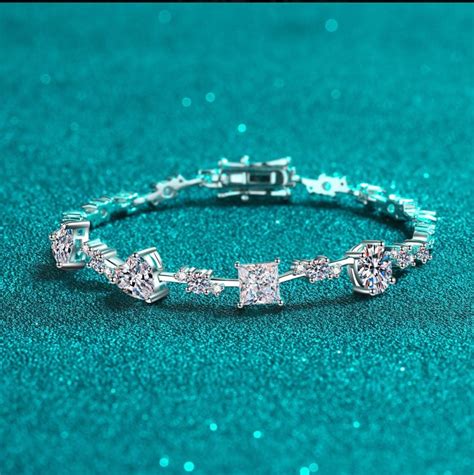 Sparkle In Silver With Wendy Bitly4lgizu7 Live Luxuriously