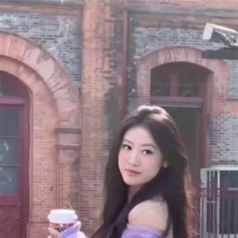 Sri Lankan Mail Order Brides Find Your Sri Lankan Wife Today