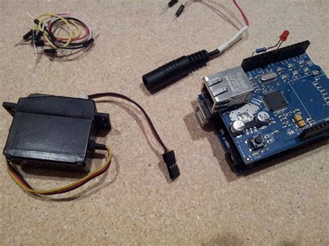 Tftweet Alamode Connects Arduino Shield To The Raspberry Pi Artofit