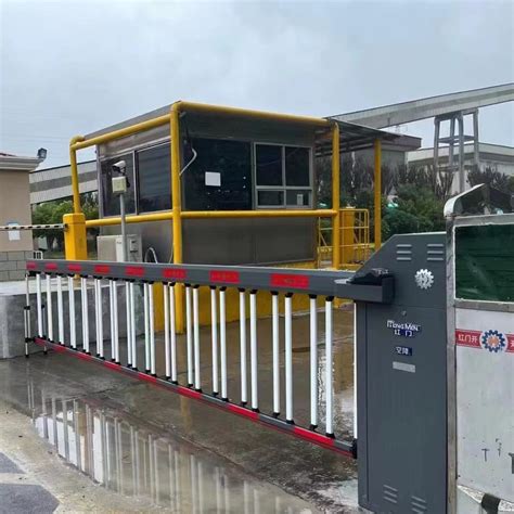 Зогсоолын хаалт