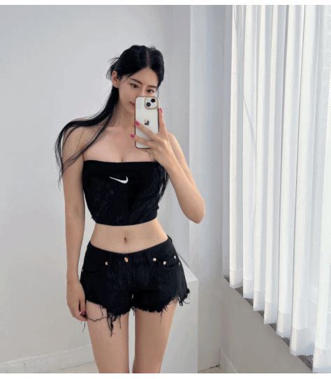 당일 섹시 골반핏 로우 숏팬츠 반바지 트임 핫팬츠 페스티벌 휴양지룩 휴가룩 파티룩 비치웨어 해변 Color 에이블리