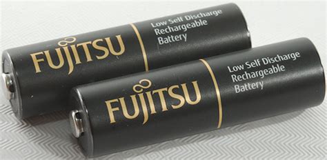 Test/review of Fujitsu AA HR-3UTHC 2450mAh (Black) 2019 - Rechargeable ...