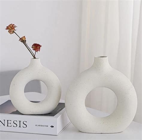 Керамічна скандинавська ваза — ціна 829 грн у каталозі Вази Купити