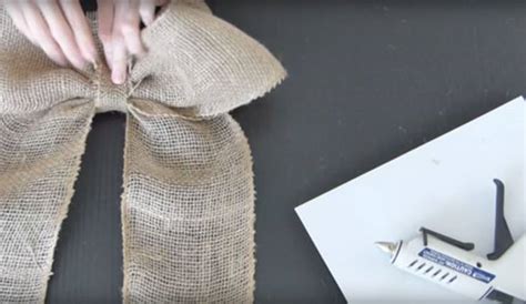 DIY Burlap Bow Learn How To Make An Easy Burlap Bow Simple Tutorial For Decor Wreath More