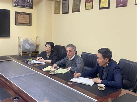 Тэтгэврийн тухай хуулийн төслийн талаар ярилцаж санал бодлоо хуваалцав