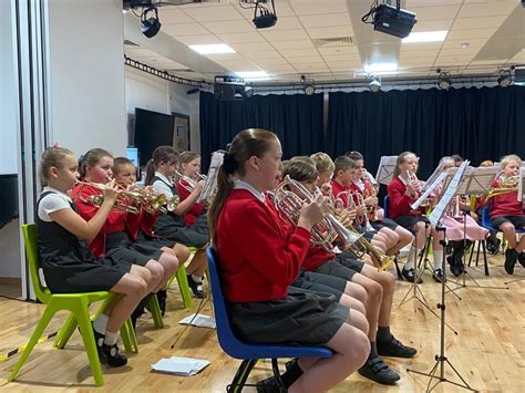 Delph Primary School News And Gallery