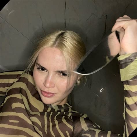 Onlyfans Masha Sx Model Profile Photos And Links Erotic Beauties