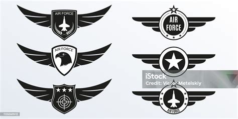 날개 방패와 별 공군 로고입니다 군사 배지 육군 패치 벡터 일러스트입니다 항공기 날개에 대한 스톡 벡터 아트 및 기타 이미지