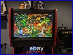 Revenge From Mars Pinball Machine Bally Pinball 2000 Fully Working Look