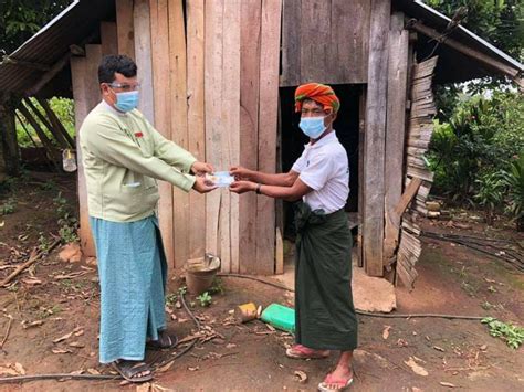 ပအိုဝ်းကိုယ်ပိုင်အုပ်ချုပ်ခွင့်ရဒေသ ဟိုပုံးမြို့နယ်အတွင်း ပုံမှန်ဝင်ငွေမရှိသော အခြေခံလူတန်းစား