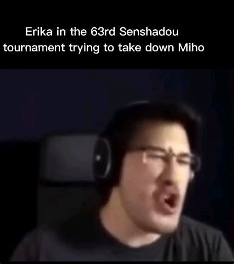 Plot Armor Rgirlsundshitposts