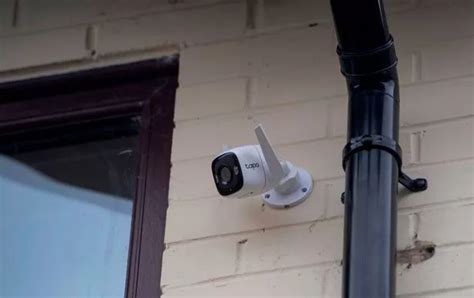 Man Who Had Revenge Sex With Wife Over Neighbours Bollard Forced To Pay Her £250 The Mirror