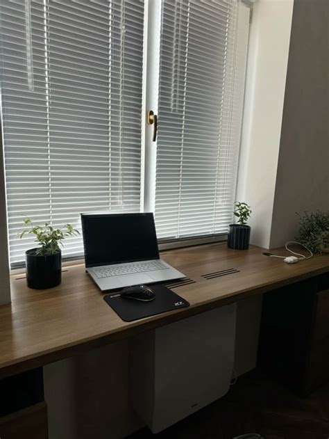 Рабочая зона у окна своими руками в 2025 г Комната для девочки подростка Квартирные идеи