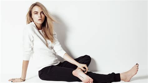 Cara Delevingne Blonde Model K Hd Wallpaper Rare Gallery