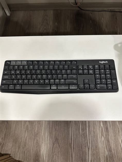 Logitech Keyboard Wireless Computers And Tech Parts And Accessories Computer Keyboard On Carousell