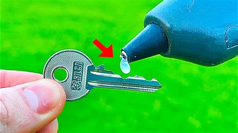 How To Make A Key That Unlocks All Locks Youtube