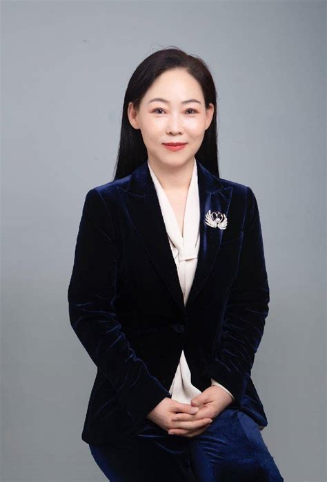 山东台聚焦齐鲁栏目与慈商 山东 文化传播集团举行签约仪式 风采山东 都市头条