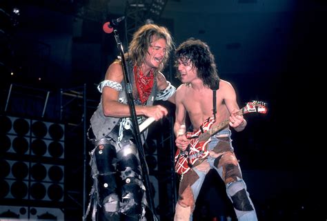 A Curiosa Razão Pela Qual O Van Halen Aceitou David Lee Roth Como