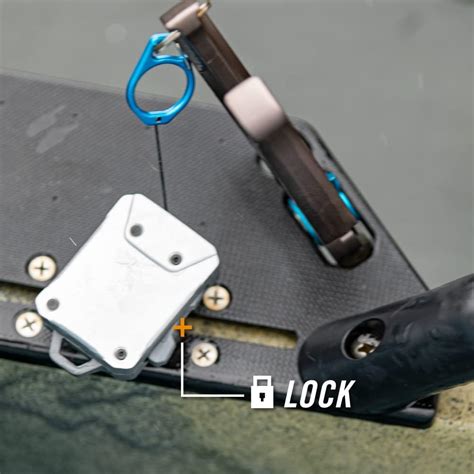 Gerber Gear Defender Rail Correa Retráctil De Pesca De Agua Dulce Y