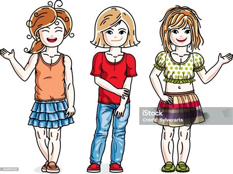 세련 된 캐주얼 옷에 작은 여자 귀여운 아이 들 그룹 서 벡터 다양성 아이 일러스트 세트 감정에 대한 스톡 벡터 아트 및 기타 이미지 Istock