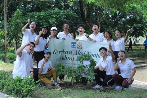 Sma Regina Pacis Surakarta Inisiasi Gerakan Pohon Mimpi Di Taman Urban Forest Mettanews Id