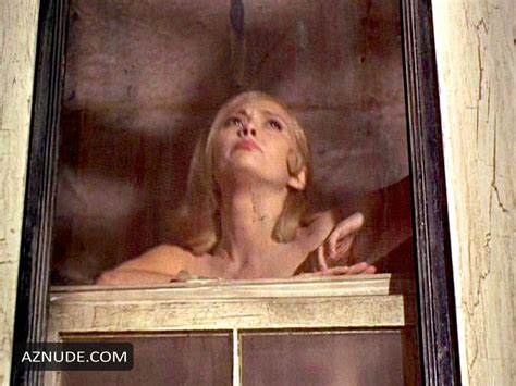 Faye Dunaway Nude Aznude