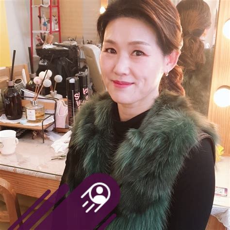 유자 프로페셔널 모드에서 새로운 크리에이티브 여정을 시작하게 되어 기쁩니다 프로필에서 저에 관해 소개를 확인하고 계속 소통할 수 있도록 팔로우해주세요