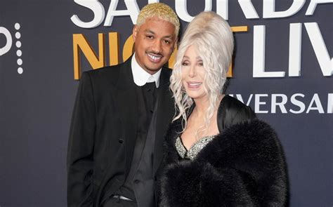 ¿quién Es Alexander Edwards La Pareja 40 Años Menor Que Cher