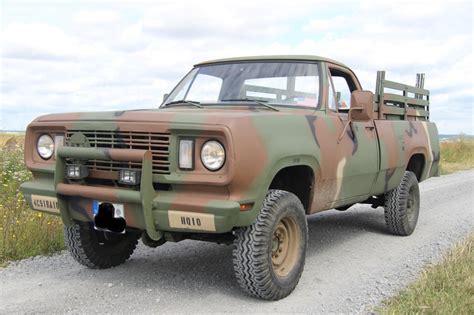 Dodge W 200 / M880 Top Zustand nicht verbastelt - Max Mobility