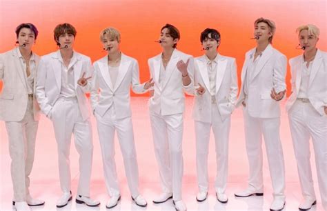 Bts และ Txt ได้รับรางวัล Tiktok สำหรับการเป็นศิลปิน K Pop เพศชาย