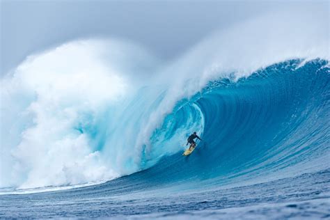 Cloudbreak Shooting The Swell Of The Decade In Fiji — Hannah Prewitt