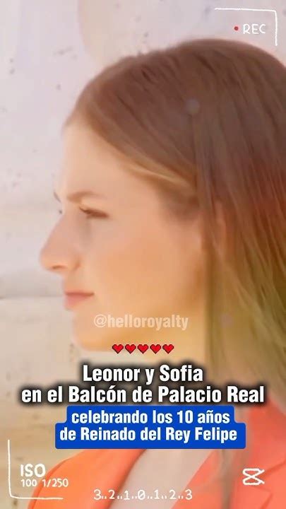 Princesa Leonor E Infanta Sofia En El Balcón De Palacio Real Hoy