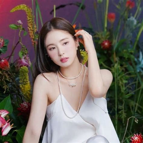 Shin Sae Kyeong Asian World
