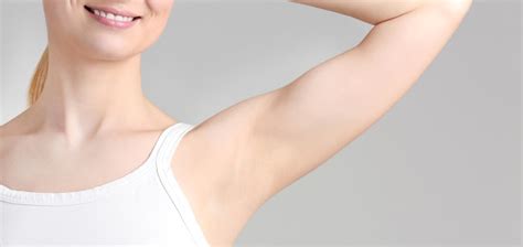 رفع تیرگی زیر بغل و سفید شدن پوست با روش های خانگی