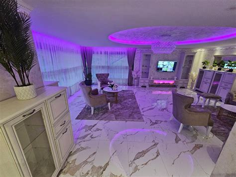 Aldina Bajić Aldina Bajić Added A New Photo — At Robna