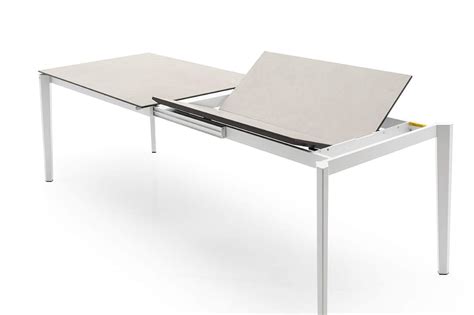 Pentagon Fast Extendable Dining Table Innoconcept