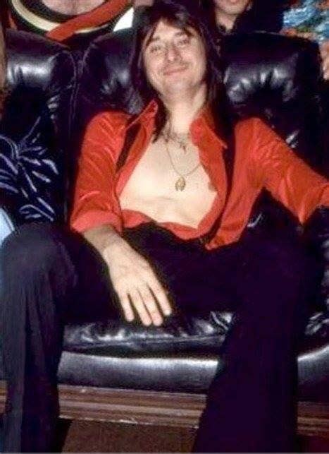 Pin By Karla Szaroleta On Steve Perry Steve Perry Journey Steve Perry Steve