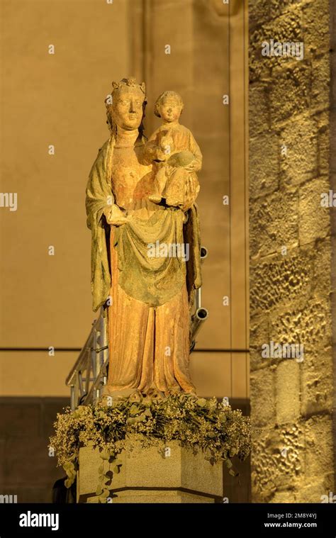 Sculpture Of The Virgin Mary On The Altar Of The Basilica Of Santa